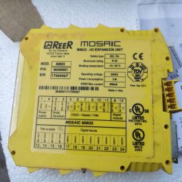 REER Mosaic MI802 MI8O2-I/O 8040001 24VDC, 3W, 400 mA Safety Input/Output on 100outlets.com